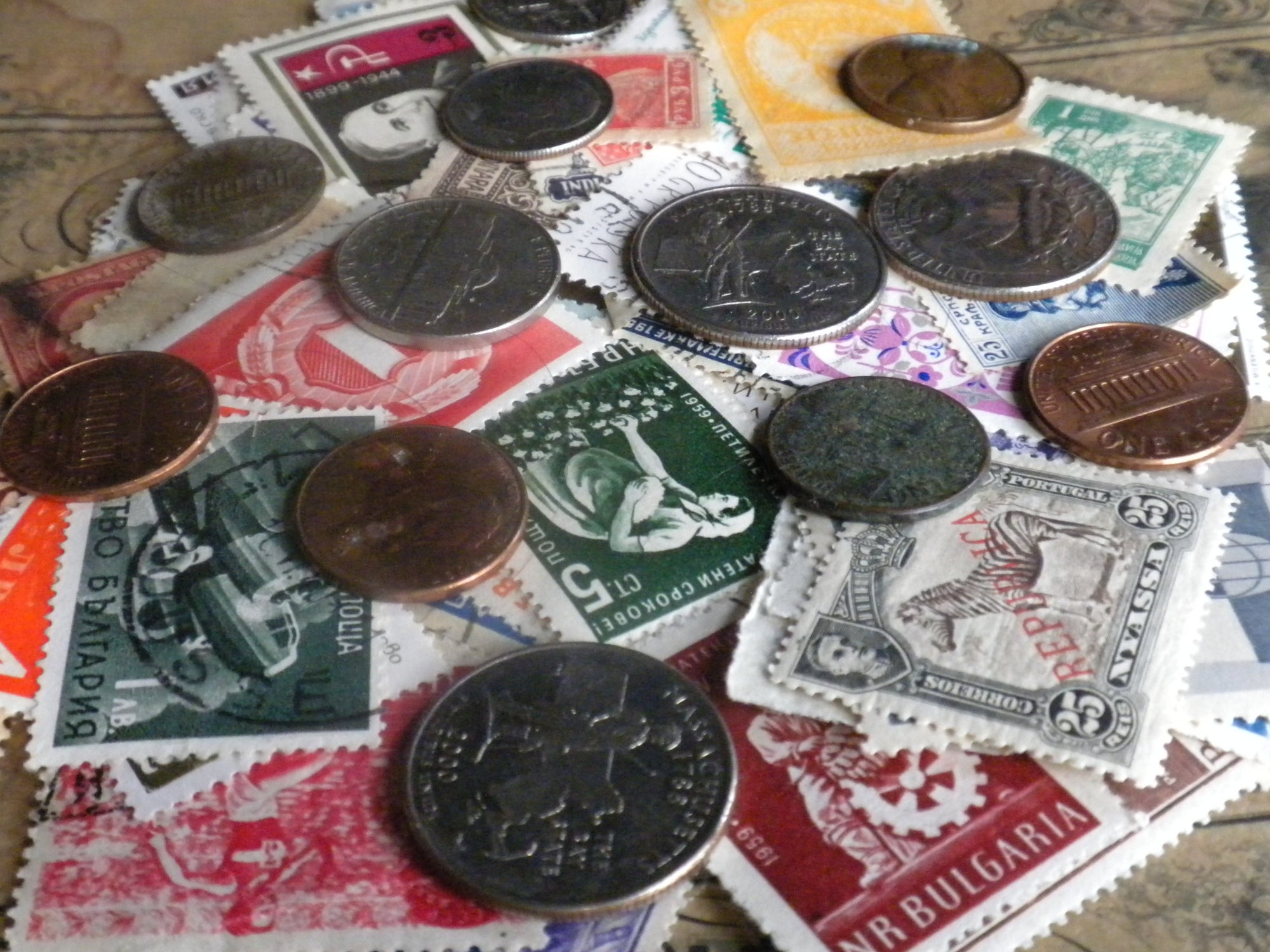 Coin and Stamp Hobbies Diverge - Numismatic News